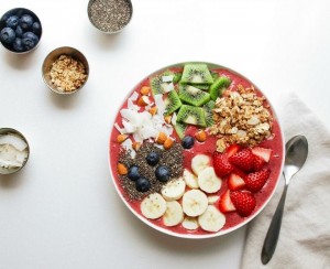 21 Awesome Raw Food Recipes for Beginners to Try | Yuri Elkaim