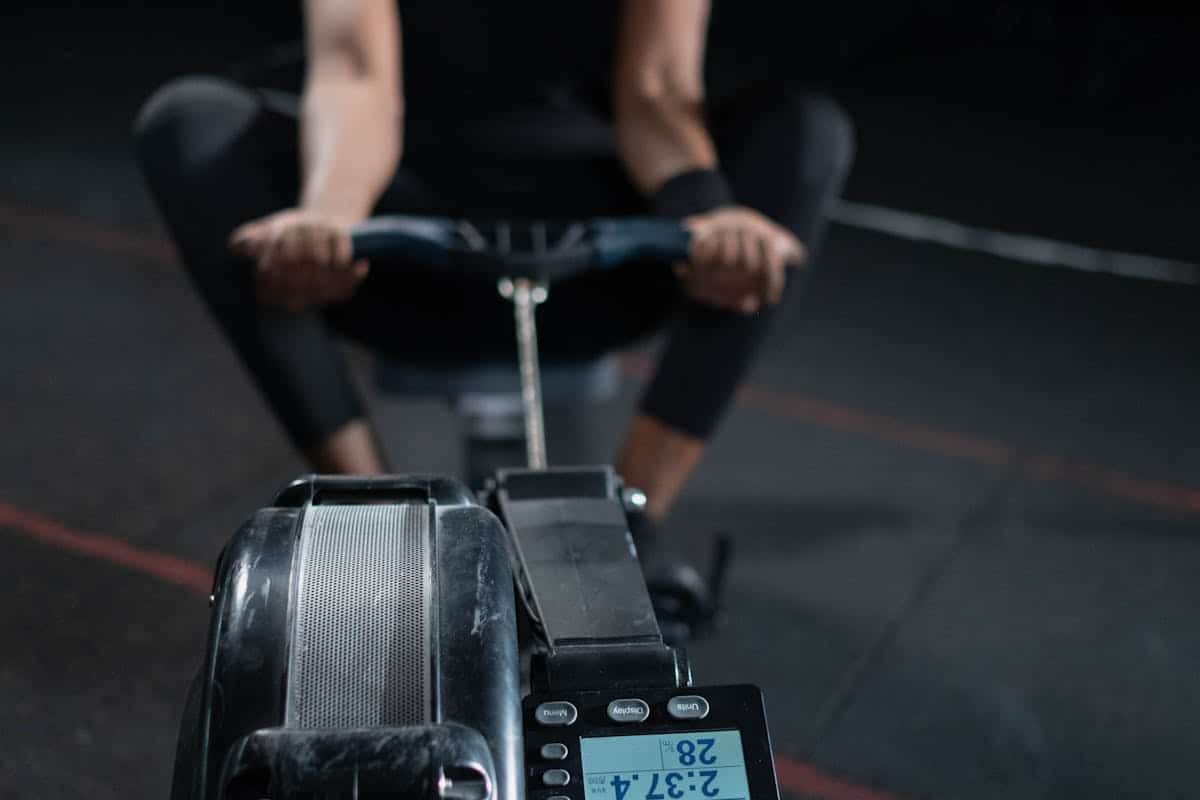 Rowing Machine vs Treadmill: Which Cardio Machine Wins?